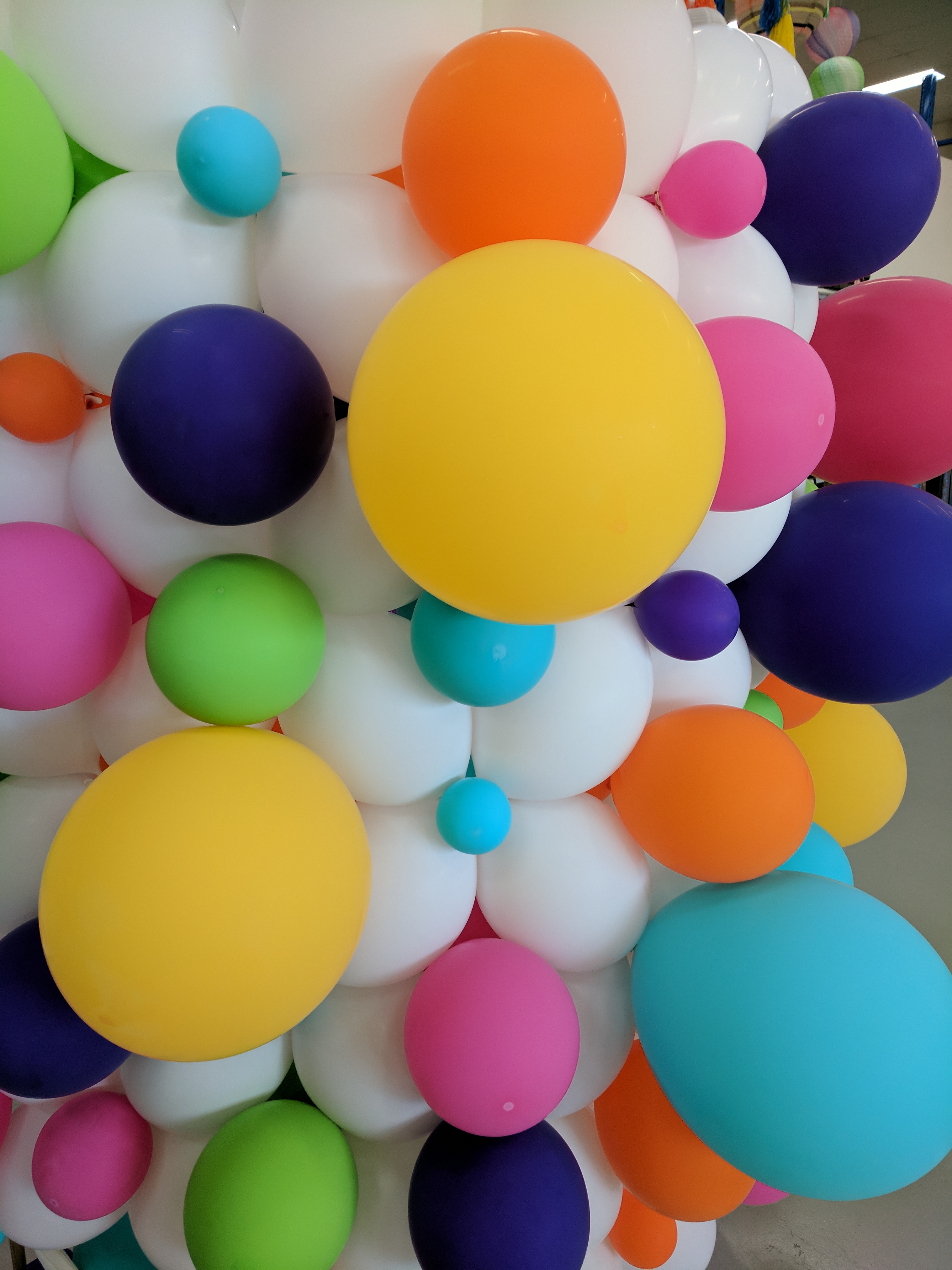 Organic Balloon: Garlands, arches and more - PartyWerks